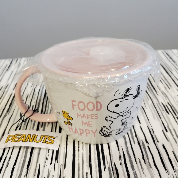 Peanuts | Dining | Peanuts Snoopy Soupbeverages Mug With Lid 235 Ounce ...